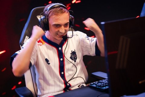 Top 10 best LoL players of all time - Ensigame