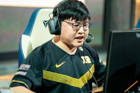 Top 10 best LoL players of all time - Ensigame