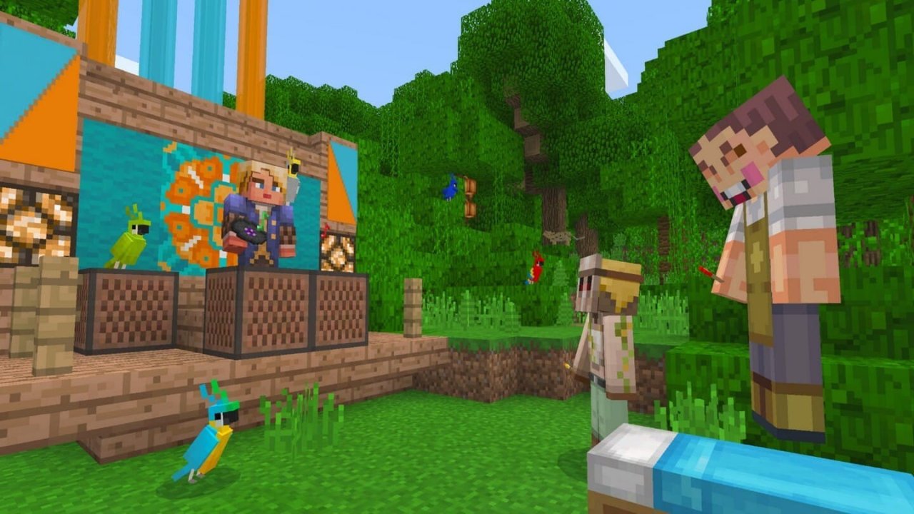 The choice for adventure lovers is the classic Minecraft mode - Ensigame