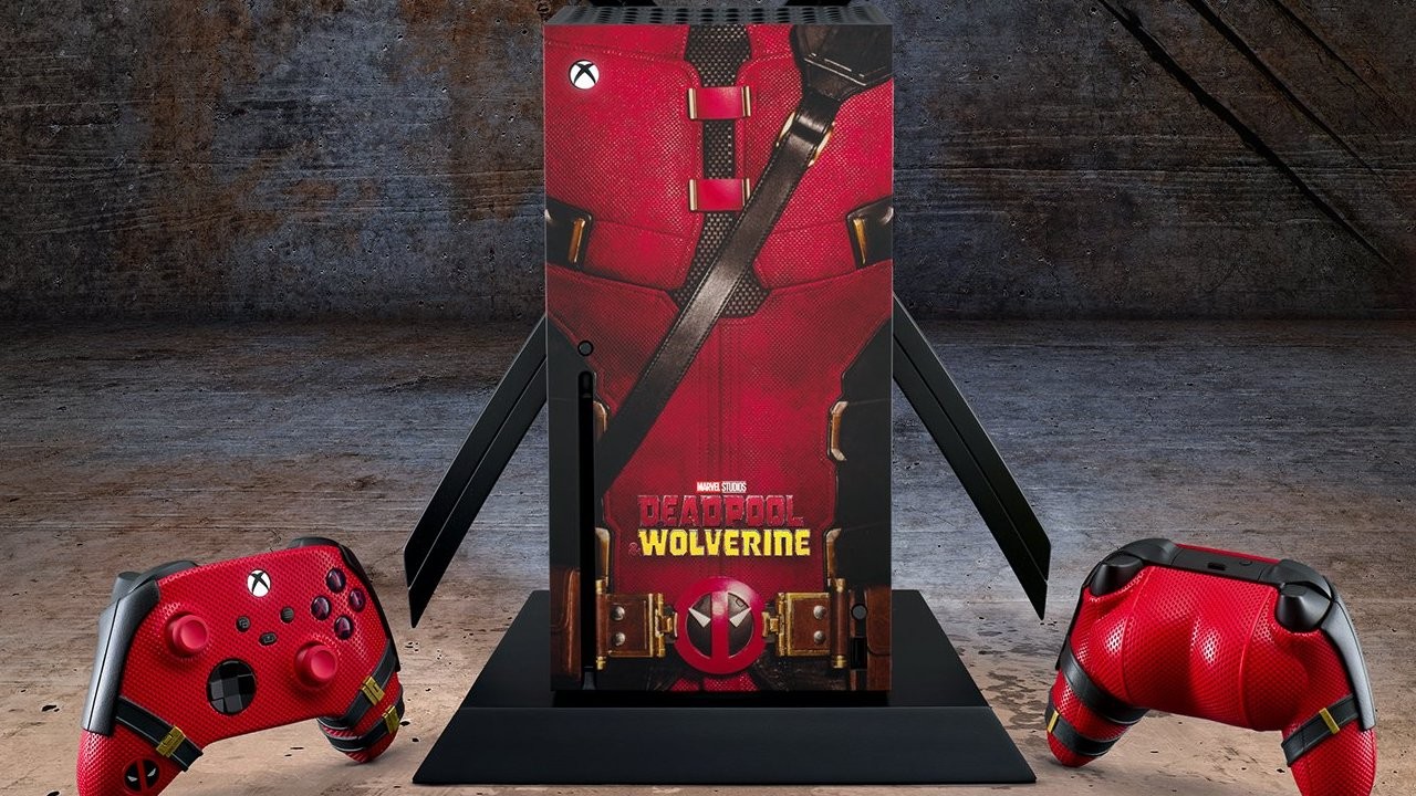 Xbox presented custom Deadpool controller with a couple of cheeky ...